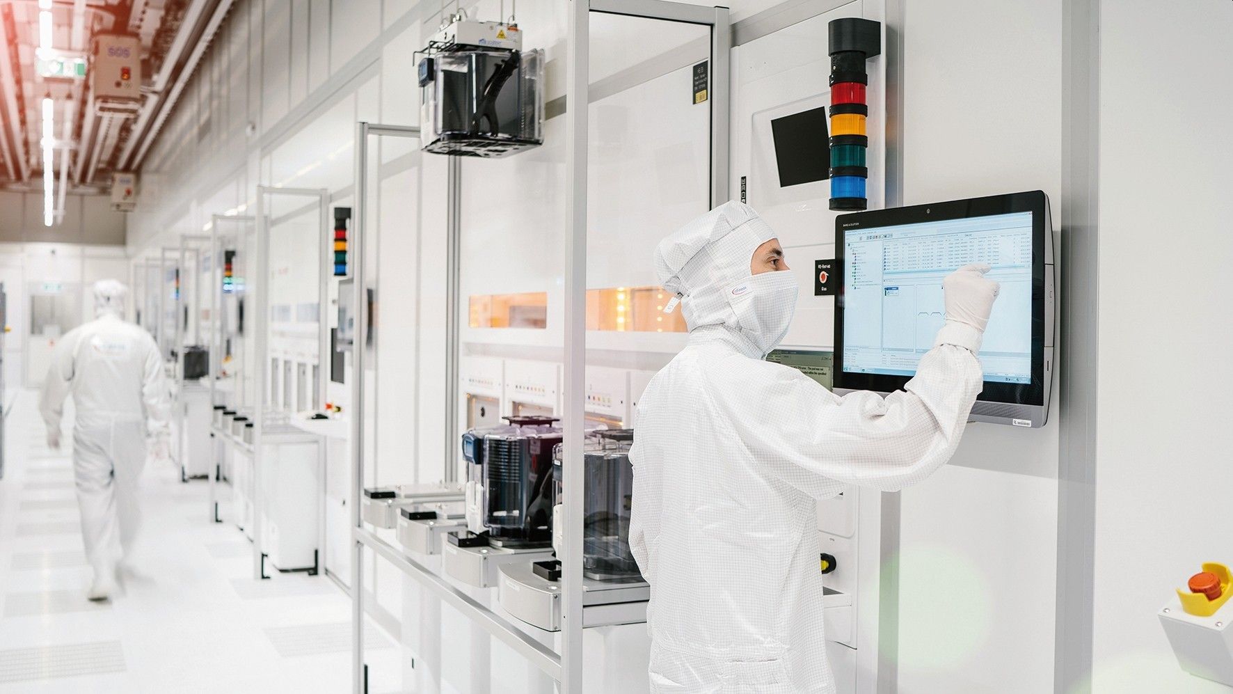 Infineon verdient fast ein Viertel weniger und hebt Prognose | CIO DE