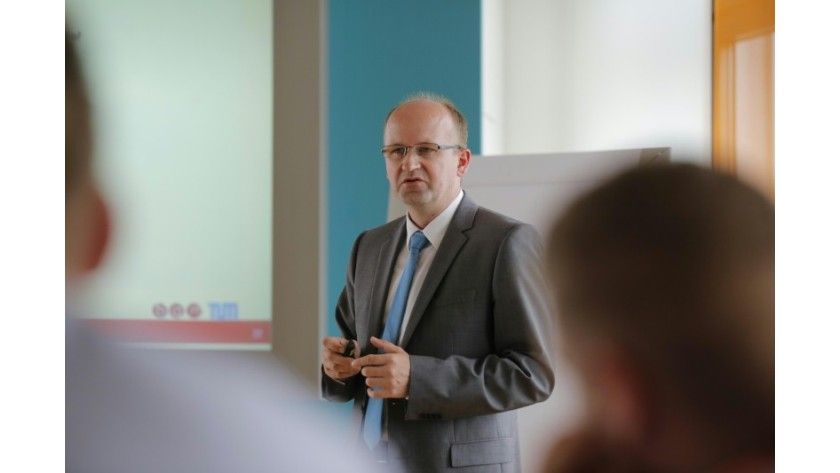 Sehr zufriedene Anwender: IT-Abteilung feiert besten IT-Support | CIO DE